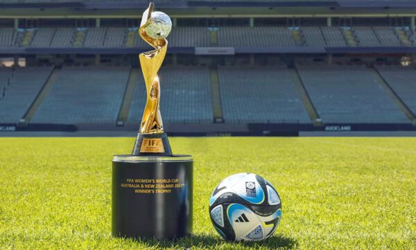 Frauenfußball Magazin: adidas präsentiert offiziellen Spielball zur WM 2023